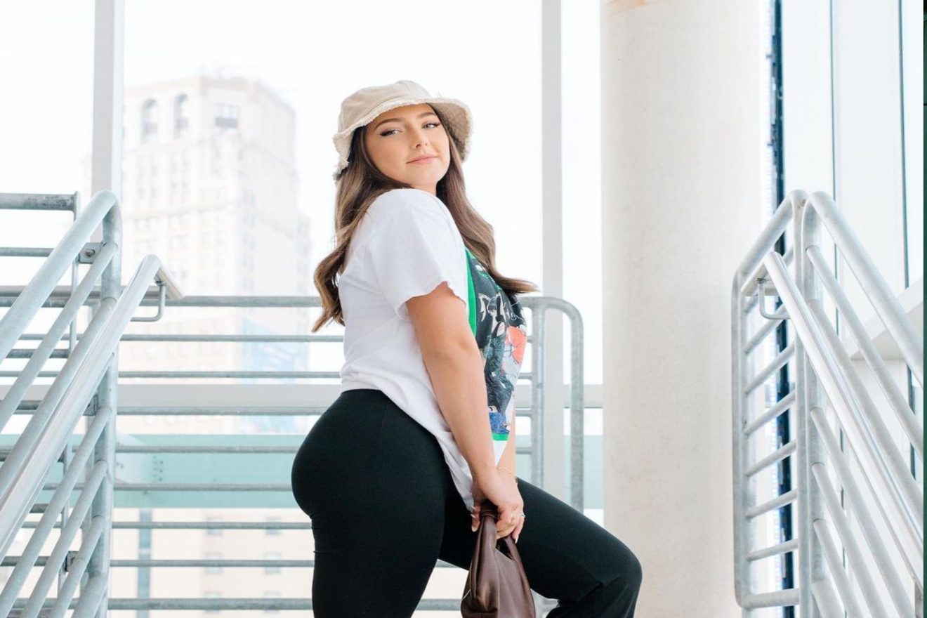 Celebrity Hailie Jade Daughter of Eminem Poses in Summery Outfits and ...