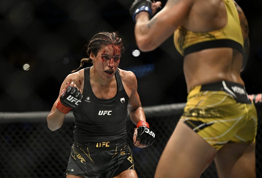 UFC Julianna Pena sees surgeon after loss in UFC 277 - CWEB