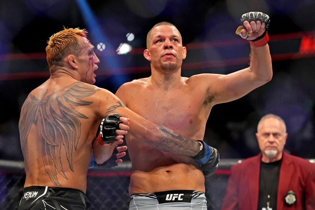 UFC News: Nate Diaz submits Tony Ferguson at UFC 279 - CWEB