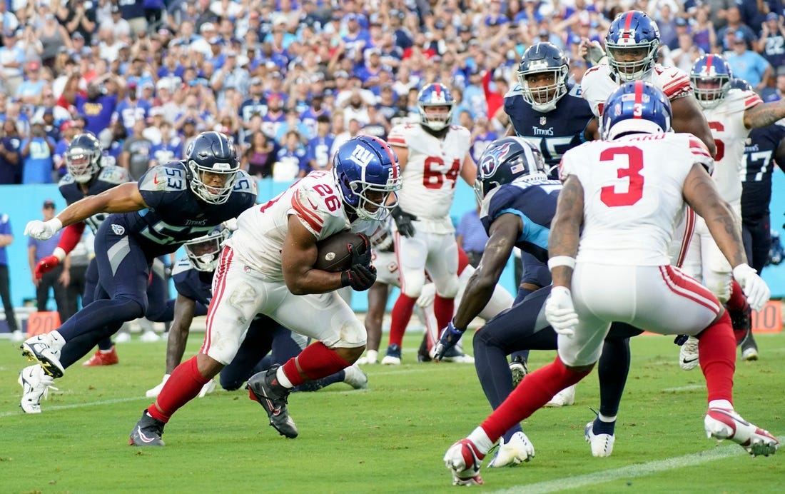 NFL News: Giants rally, score two-point conversion to stun Titans - CWEB