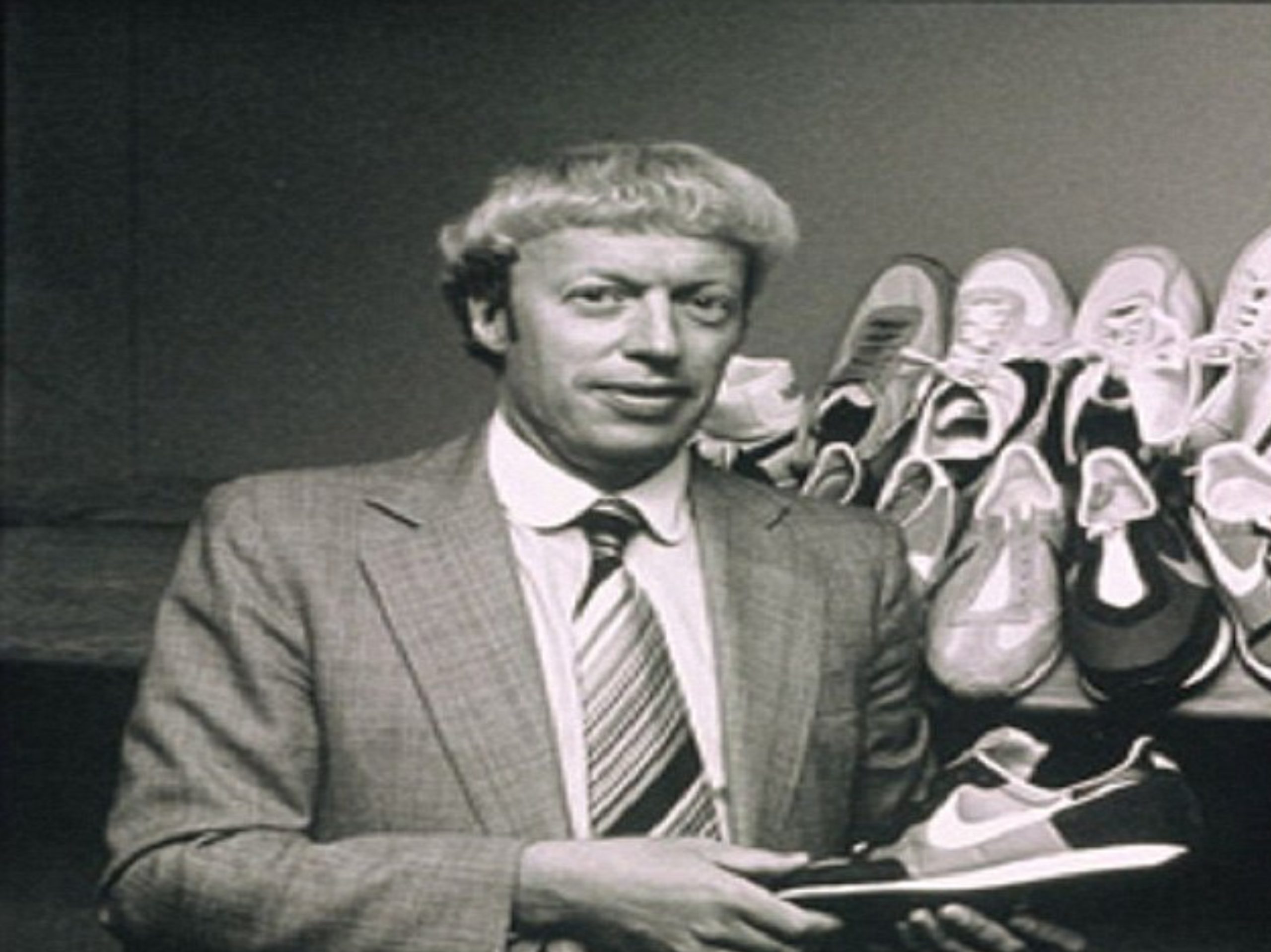 Will Nike co-founder Philip Knight’s millions to Republican governor ...