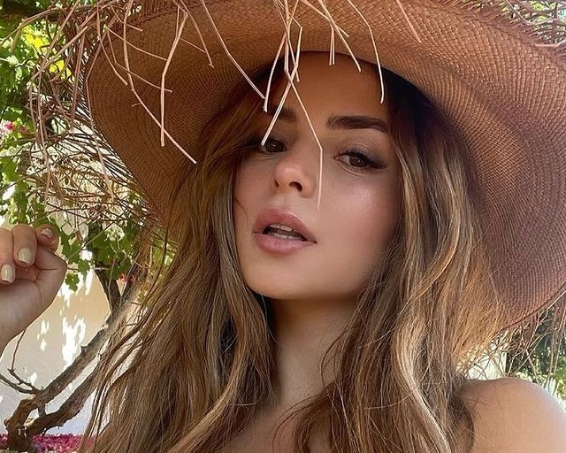 Celebrity Model Demi Rose Delights Fans In Golden Fairy Look Cweb