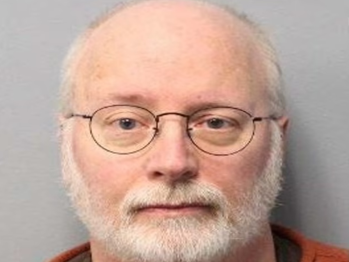 Shocker: Former Manhattan gynecologist Robert A. Hadden receives 20 ...