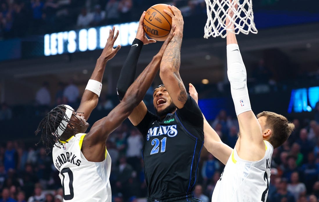 In tight playoff chase, Mavs face spiraling Jazz - CWEB