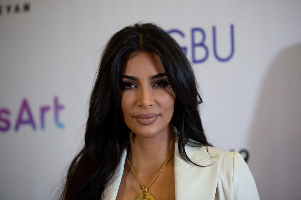 Watch Reality star Kim Kardashian sued by Donald Judd Foundation for ...