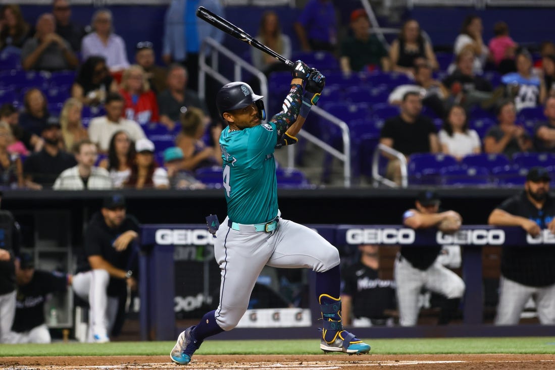 MLB News: Tim Anderson hits walk-off single as Marlins top Mariners in ...